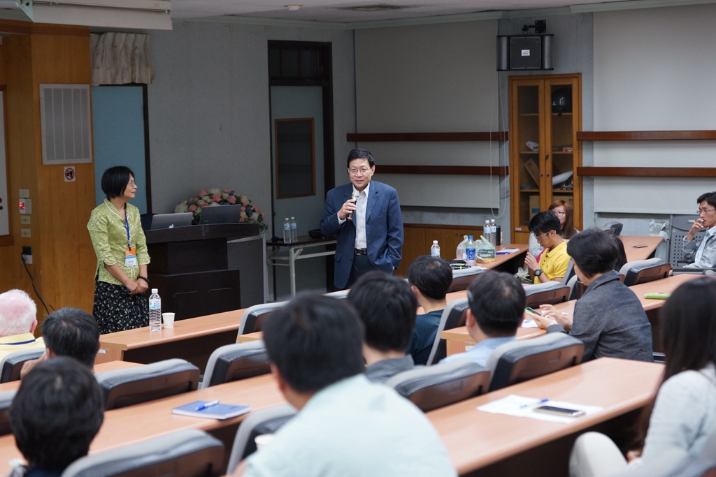 099 – 台灣黴菌實驗中心